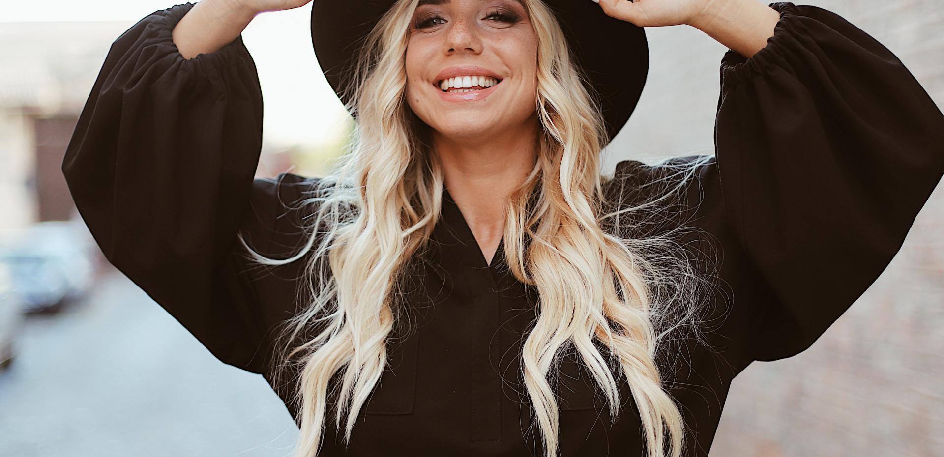 ANNYWEAR by Anna Penello